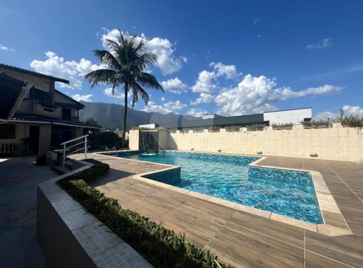 Casa à venda com 6 Quartos, Morada da Praia, Bertioga - R$ 1.800.000 ...